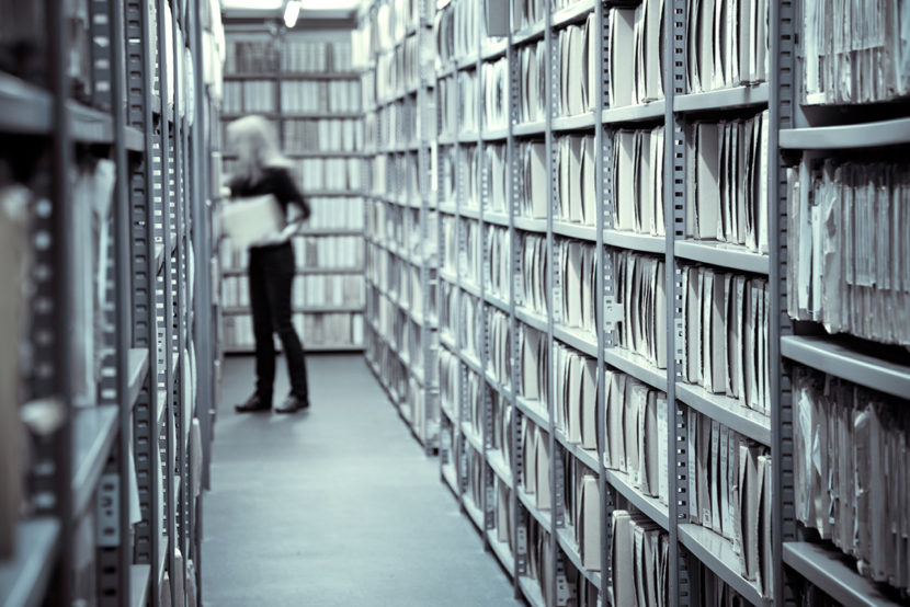Alte Dokumente und Akten scannen und archivieren. Was kostet das?